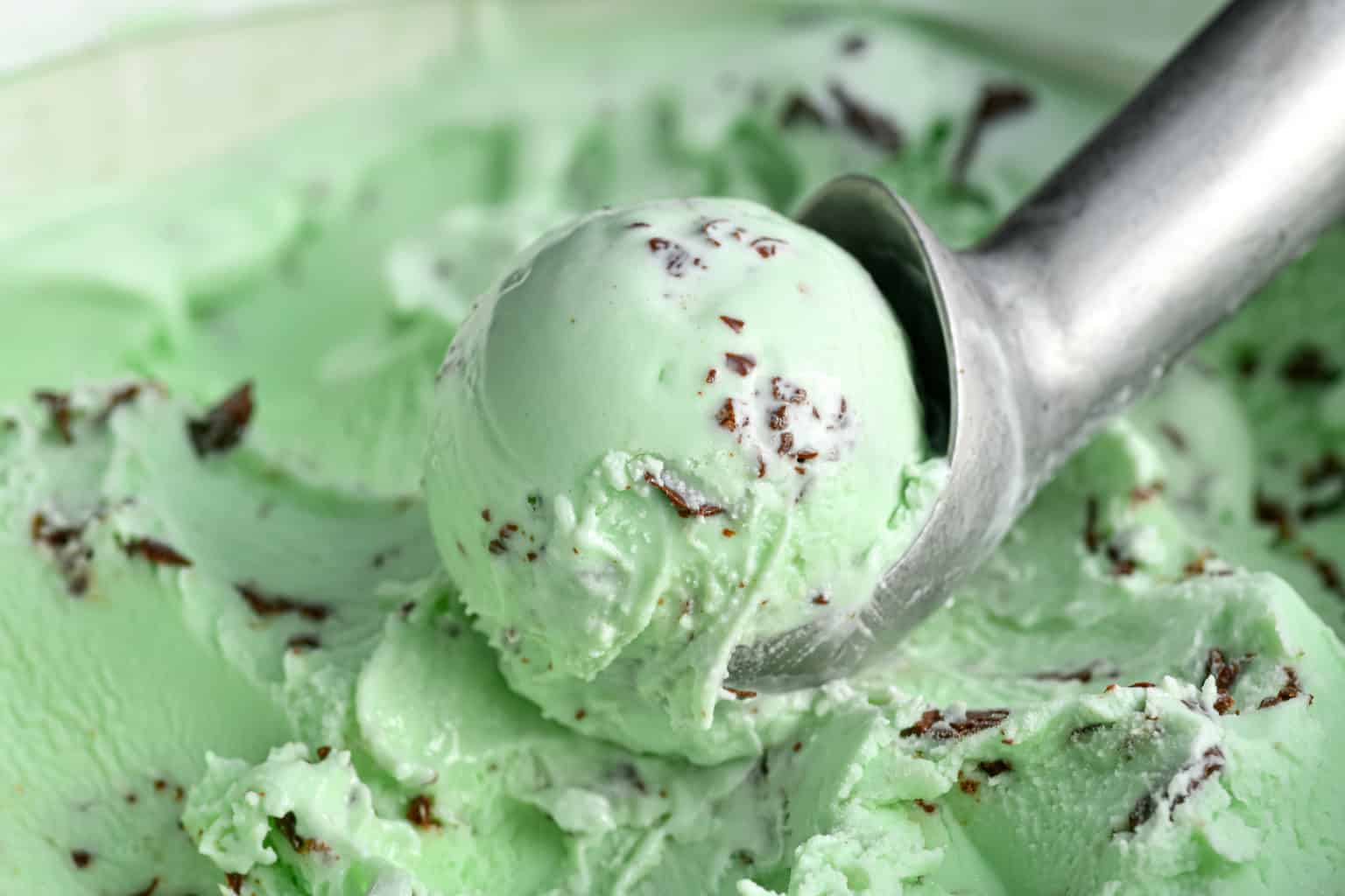 SUPER-PREMIUM ICE CREAM – Chocolate Shoppe Ice Cream